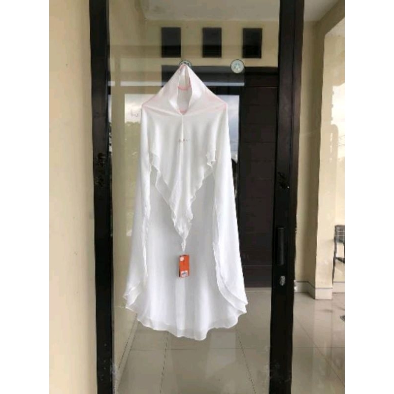 Jual Sisesa khimar yasmina / sumaya bw putih | Shopee Indonesia