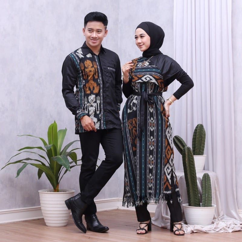 Jual baju couple tenun-baju prewedding- baju kondangan-nabu tenun etnik-dress tenun-dress modern ...