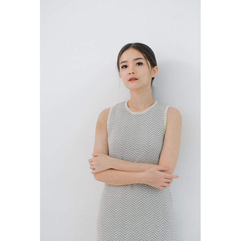 Jual Ralyka Keith Dress in Grey | Shopee Indonesia