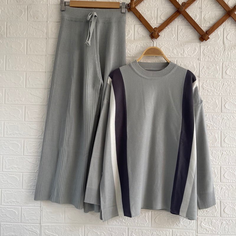 Jual ONESET VEST NADIA TALIA SAMPING PELANGI SETALAN KULOT DAN ROK ...