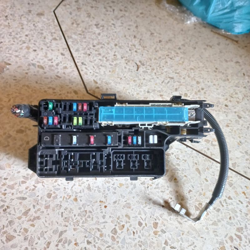 Jual fuse box sekring innova/fortuner/hilux original | Shopee Indonesia