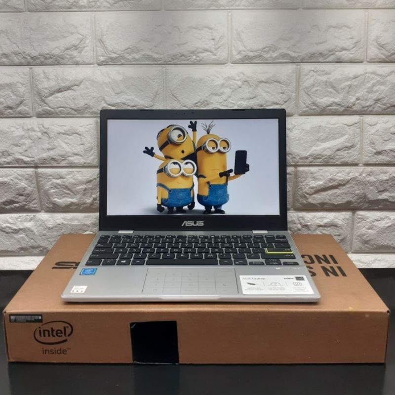 Jual Notebook Asus E210MA Intel N4020 Ram 4gb Ssd 256gb putih 11,6 inch ...