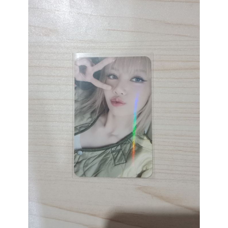 Jual Blackpink Official Photocard - Lisa memship holo | Shopee Indonesia