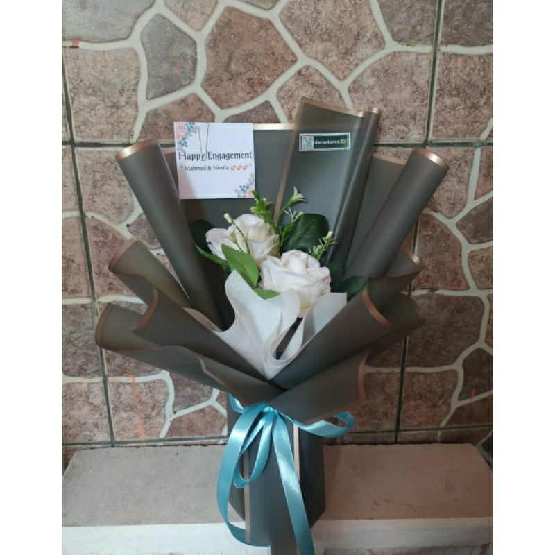 Jual Buket bungabwisuda Bucket jajan boneka wisuda murah Sempro ulang ...