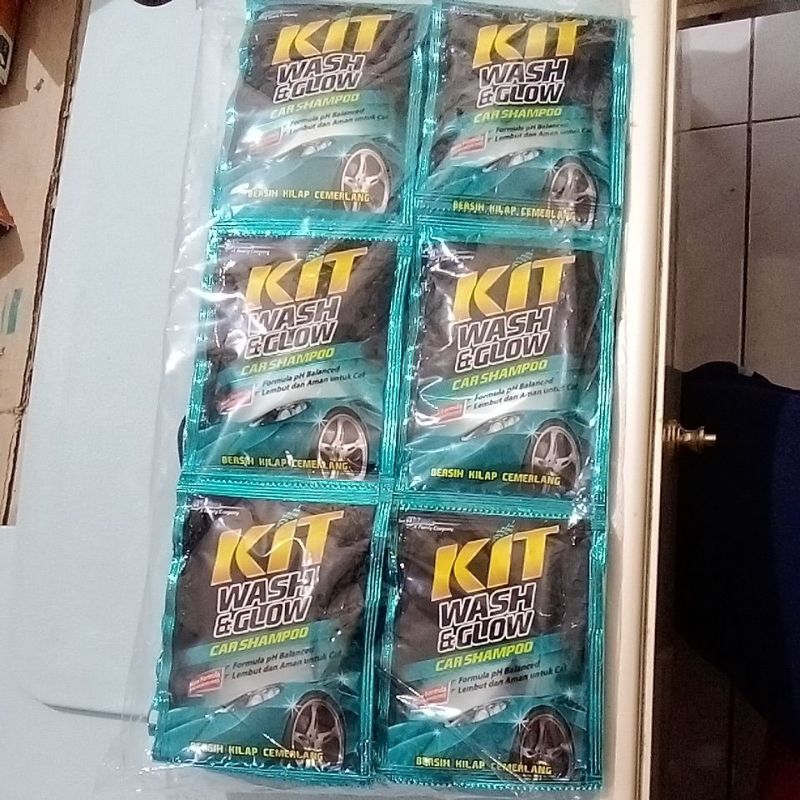 Jual KIT WASH & GLOW SACHET CAR SHAMPOO // 1 PAK ISI 24 PCS | Shopee ...