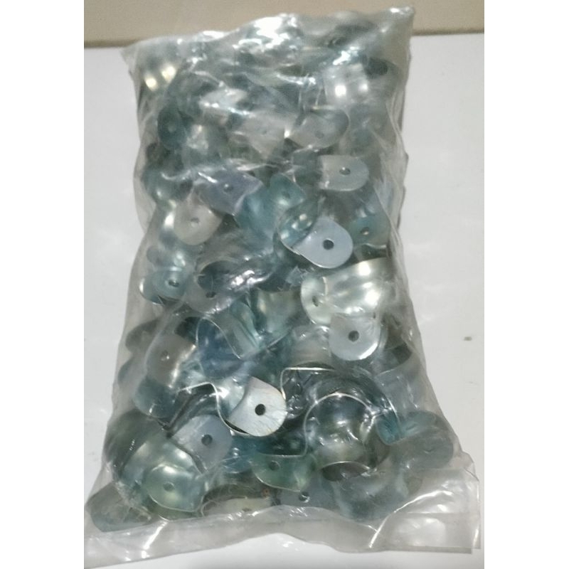 Jual Klem pipa plat besi 1/2" bentuk Omega (per 100 pcs) | Shopee Indonesia