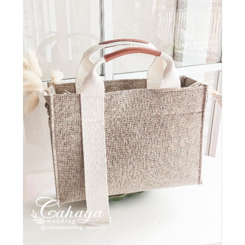 Jual CANVAS GONEE MJ BAG | Shopee Indonesia