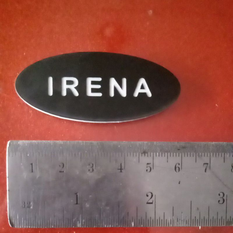 Jual Papan Nama Oval Grafir Mesin Akrilik - Name Tag Oval Grafir ...