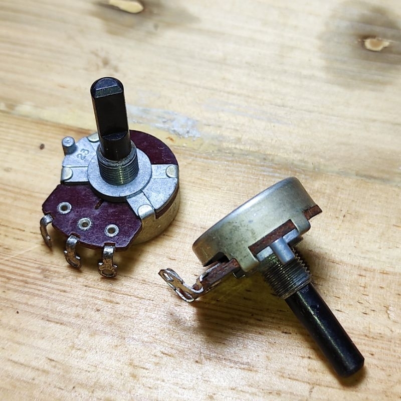 Jual Potensio B 500 Ohm NOS ALPS Japan Body Besar B500R Potensiometer B ...