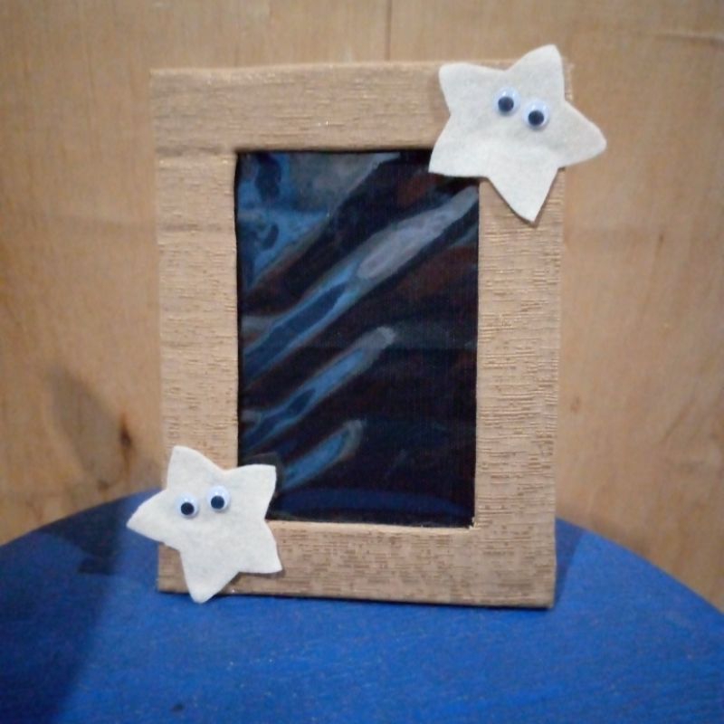 Jual Figura 4R / Frame Foto Kardus Kain Perca Batik / Kerajinan ...