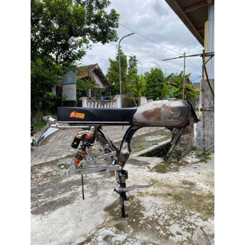 Jual Bodi Set CB 100/rangka CB Sudah Segrek K2 Rangka CB Tatanan Full PNP Mesin CB GL Megapro ...