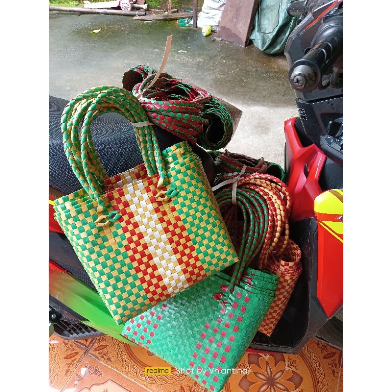 Jual TAS ANYAMAN PLASTIK/TAS ANYAMAN BELANJA/TAS HAMPERS/TAS ANYAMAN ...