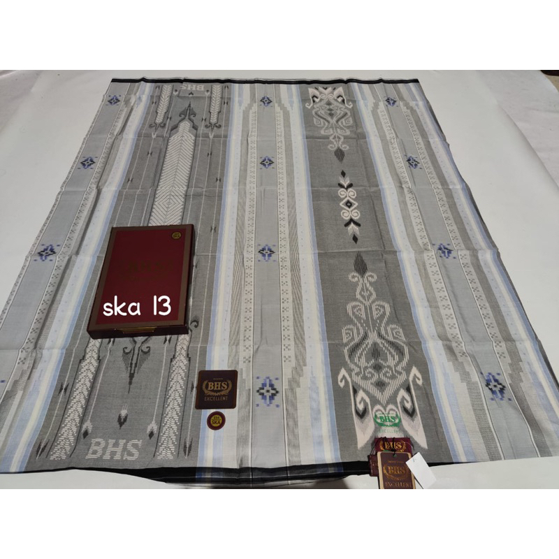 Jual SARUNG BHS EXCELLENT TYPE SKA/SKB GOLD/SILVER NEW MOTIF ORIGINAL ...