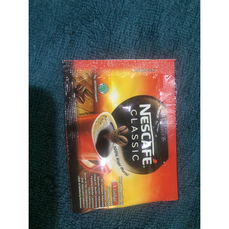 Jual Nescafe classic sachet 1 pack isi 60 sachet,kemasan baru | Shopee ...