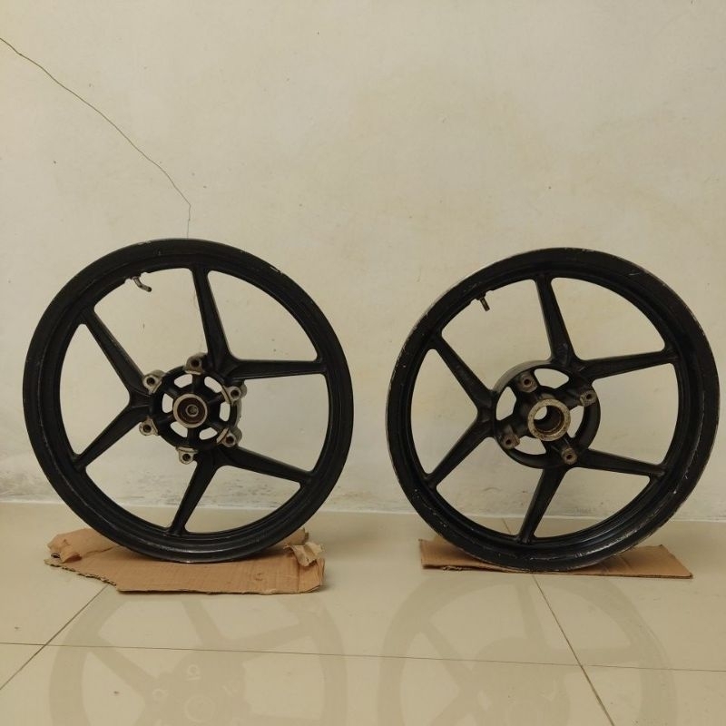 Jual PROMO! Velg Tapak Lebar Axio PNP Cb150r, New Megapro, CBRK45 ...