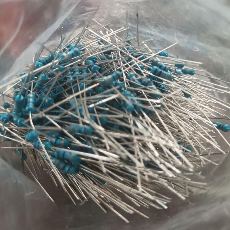 Jual Resistor seperempat 1/4 w watt 1R 1R2 1R5 1R8 2R2 2R7 3R 3R3 3R9 4R7 5R6 6R8 8R2 10R 12R ...