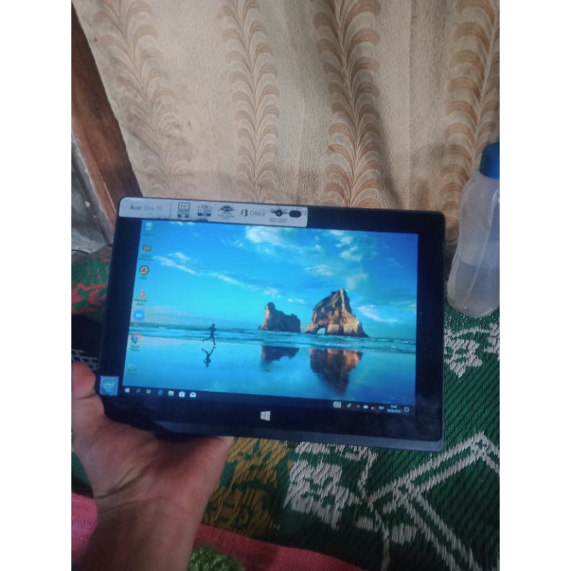 Jual acer switch one 10 inch ram 2gb internal 32gb bisa jd tablet bisa ...
