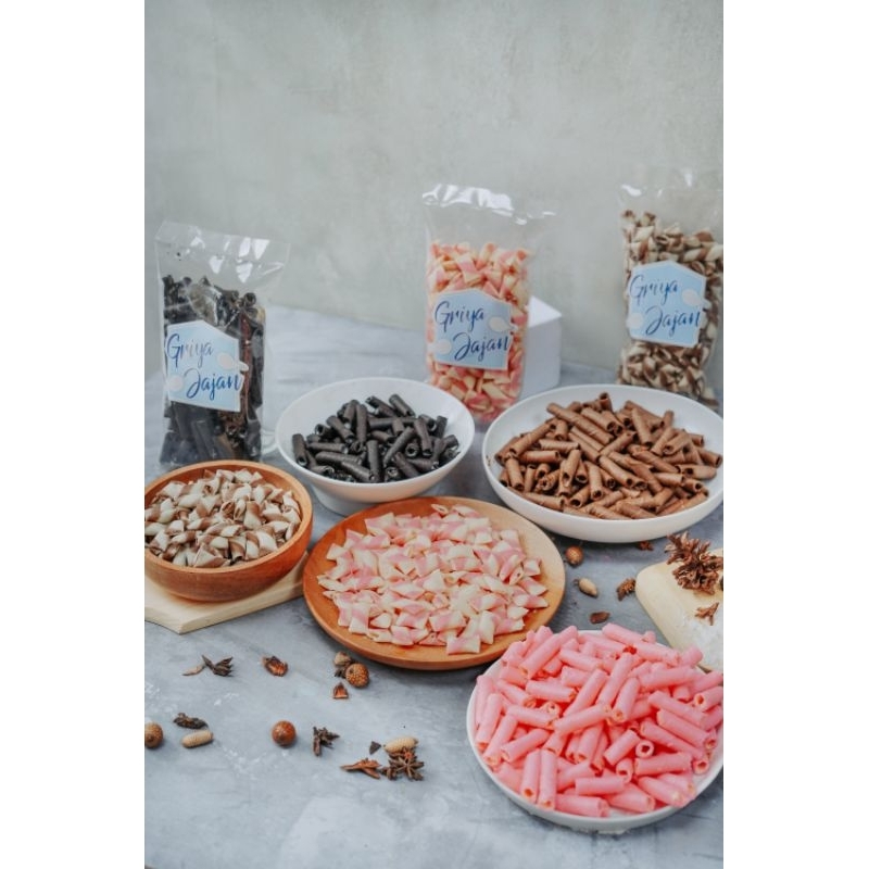 Jual Astor Bantal / Astor Pillow KEMASAN 250gr ( Snack / Jajan ...