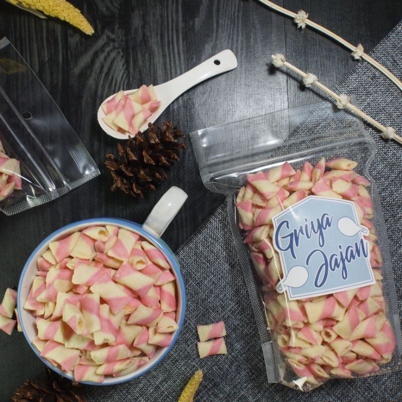 Jual Astor Bantal / Astor Pillow KEMASAN 250gr ( Snack / Jajan ...