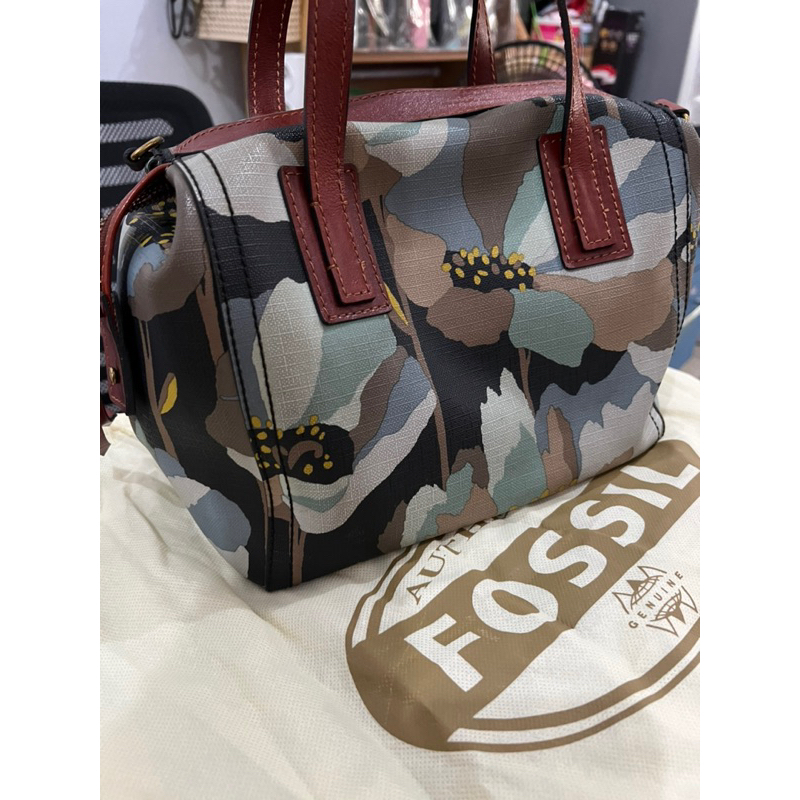 Jual tas brand f*ssil | Shopee Indonesia