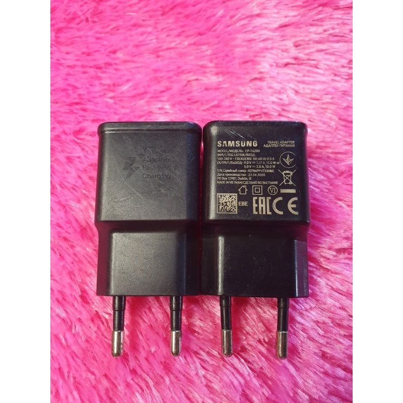 Jual adaptor charger original bawaan hp Samsung hitam fast charging ...