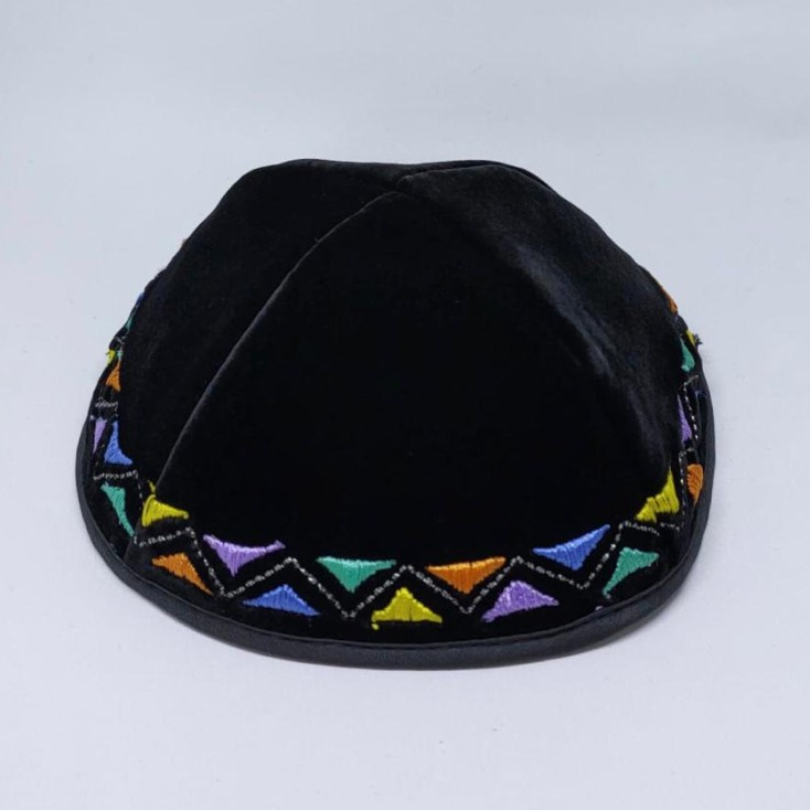 Jual Topi Yahudi TRIANGLE COLORS EMBROIDERED BLACK VELVET KIPPAH by ...