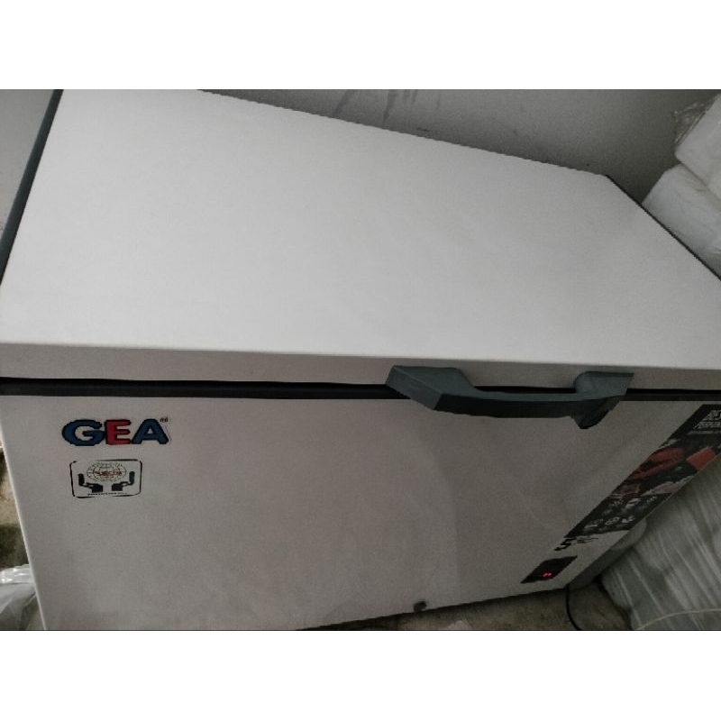 Jual Kulkas Frozen (Second like new) / Kulkas Freezer GEA AB-336-R ...