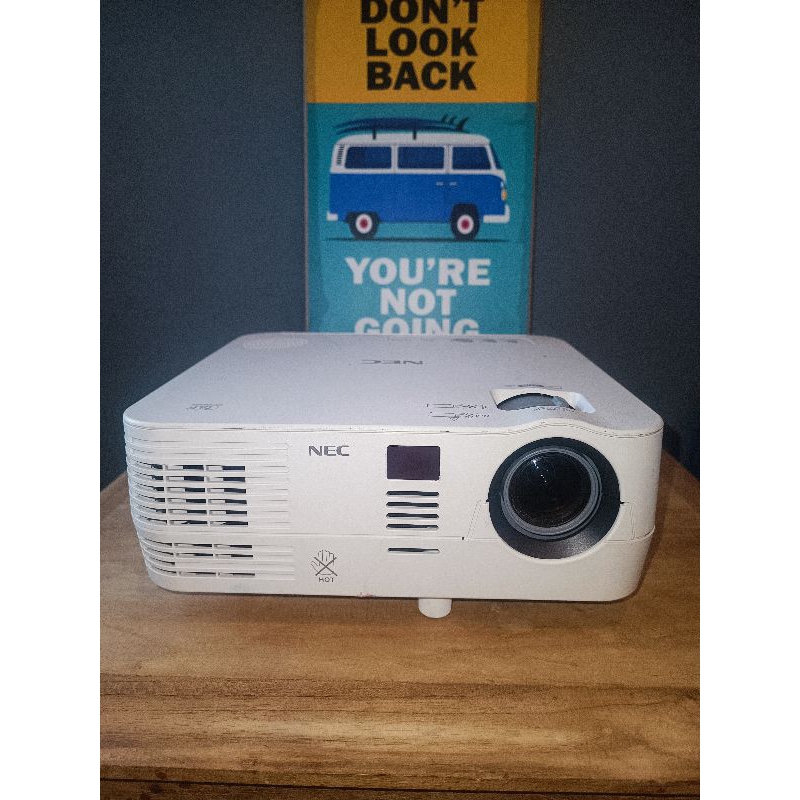 Jual proyektor bekas NEC VE280 2800 lumens | Shopee Indonesia