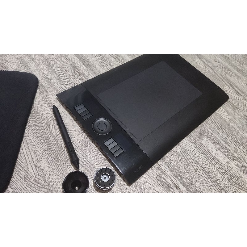 Jual wacom intuos pro ptk-640 intuos 5 pth-650 medium small termurah | Shopee Indonesia