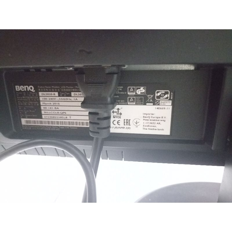 Jual LCD monitor BENQ DL2020 stok lama rasa baru, tidak pernah dipakai LCD PC komputer tv dll ...