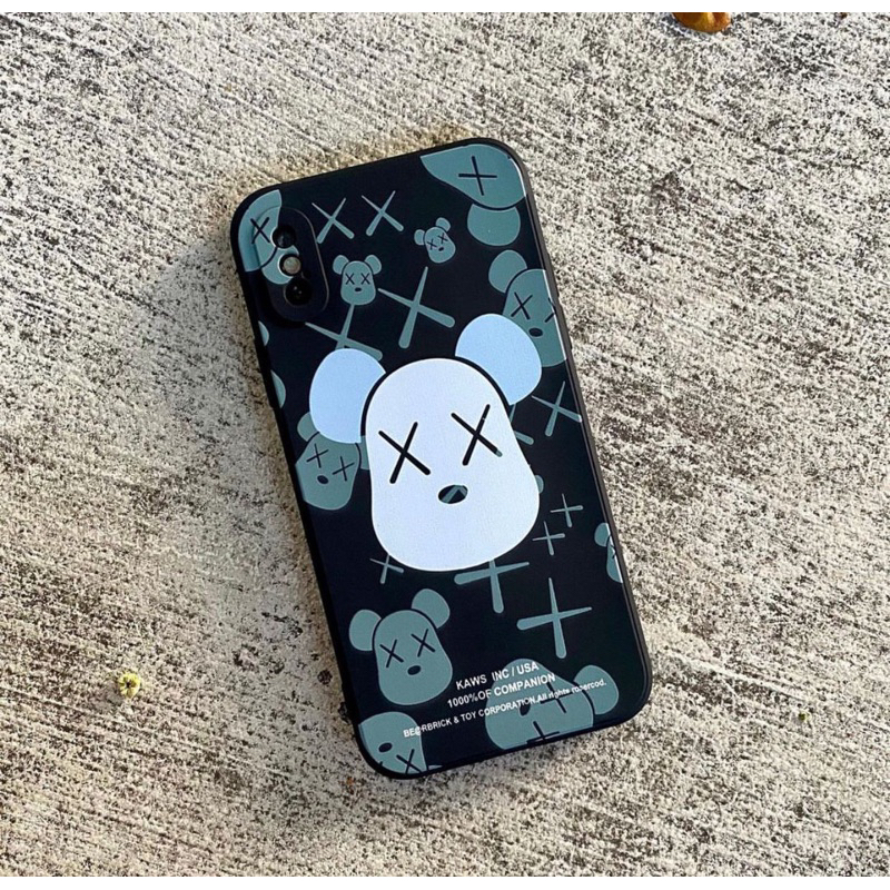 Jual KAWS BLACK | Shopee Indonesia