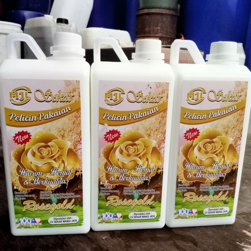 Jual Pelicin Pewangi Pakaian laundry 1 liter varian EMAS / pelicin ...