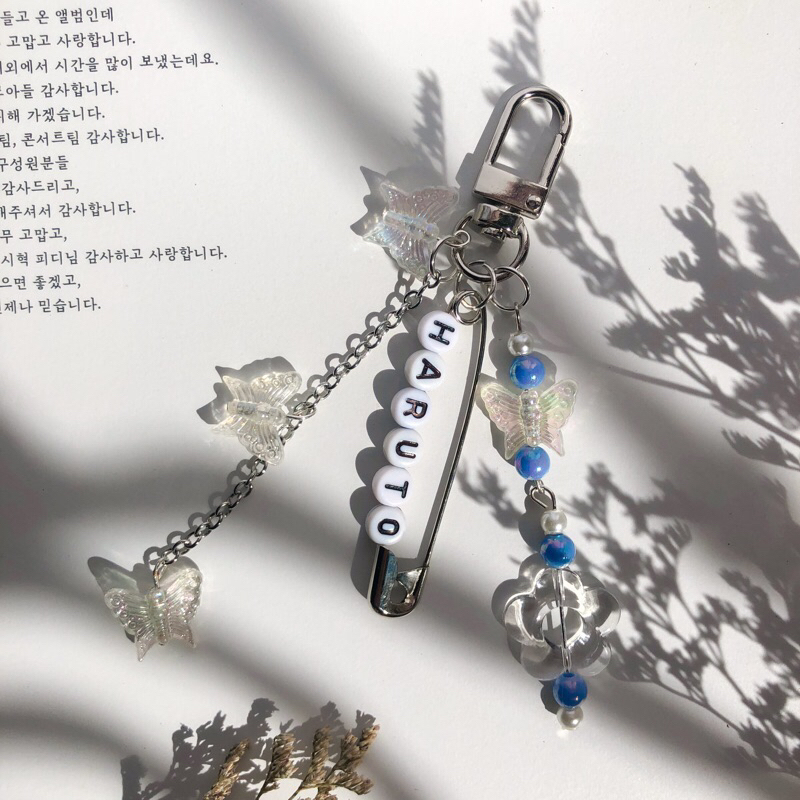 Jual Custom Keychain Aesthetic | Miuniverse.co | Shopee Indonesia