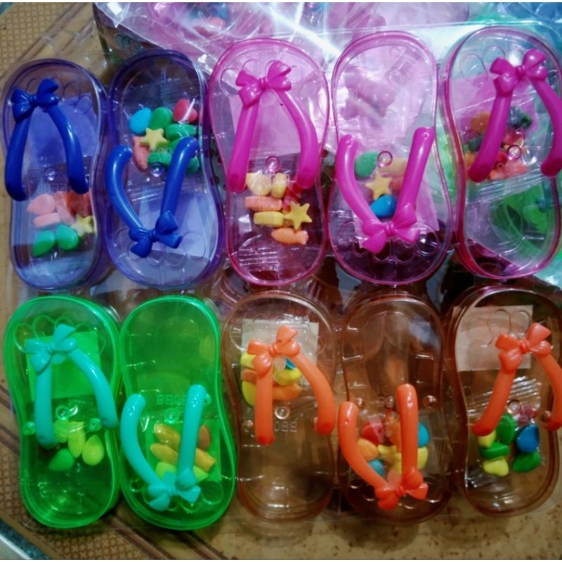 Jual Permen keras aneka rasa buah kemasan sandal plastik mainan ...