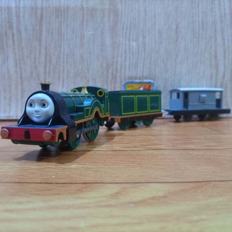 Jual Takara Tomy Kereta Plarail Emily (Thomas Series) | Shopee Indonesia