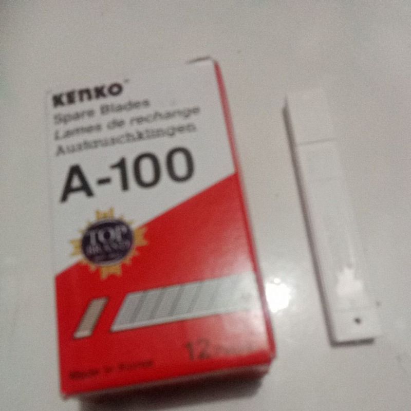 Jual ISI CUTTER/ISI KATER UKURAN KECIL MERK KENKO | Shopee Indonesia