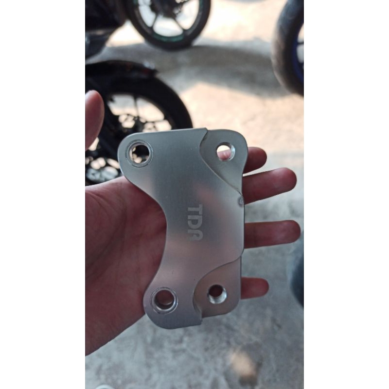 Jual Bracket Kaliper Xmax R25 | Shopee Indonesia