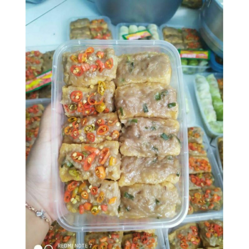 Jual Tahu Bakso Frozen Tahu Baso Mercon Taxo Pedas 1 pack isi 10pcs ...