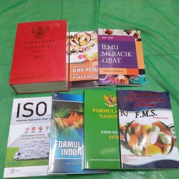 Jual Paket 7 buku Farmasi (farmakope 3, ilres vanduin, imo, iso, foi ...