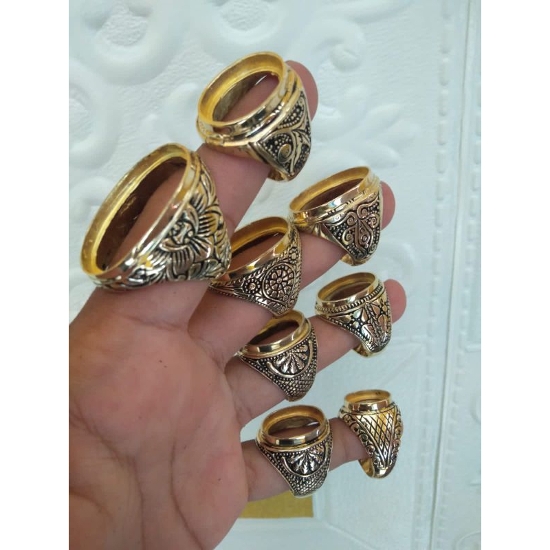 Jual 10pcs Ring Kuningan Sari Kombinasi Hitam. | Shopee Indonesia