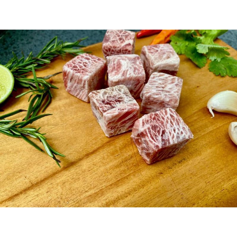 Jual Daging Sapi Beef Meltique Wagyu Saikoro Cube 100% HALAL | Shopee ...