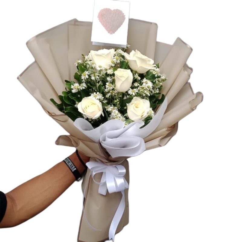 Jual Buket bunga mawar fresh Hadiah Wisuda | Shopee Indonesia