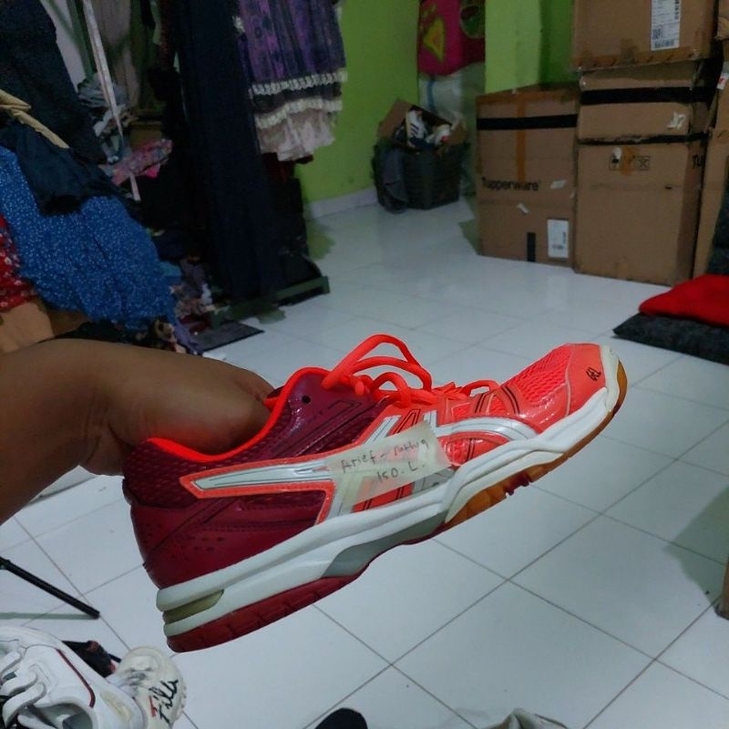 Jual Sepatu Second | Shopee Indonesia