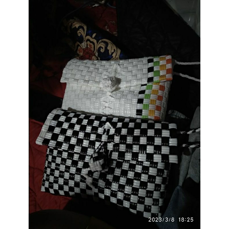 Jual dompet jali anyaman | Shopee Indonesia