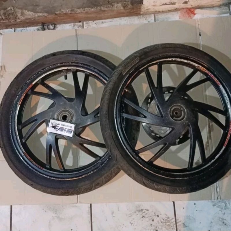 Jual velg velk roda depan belakang ring 16 ori original suzuki skywave ...