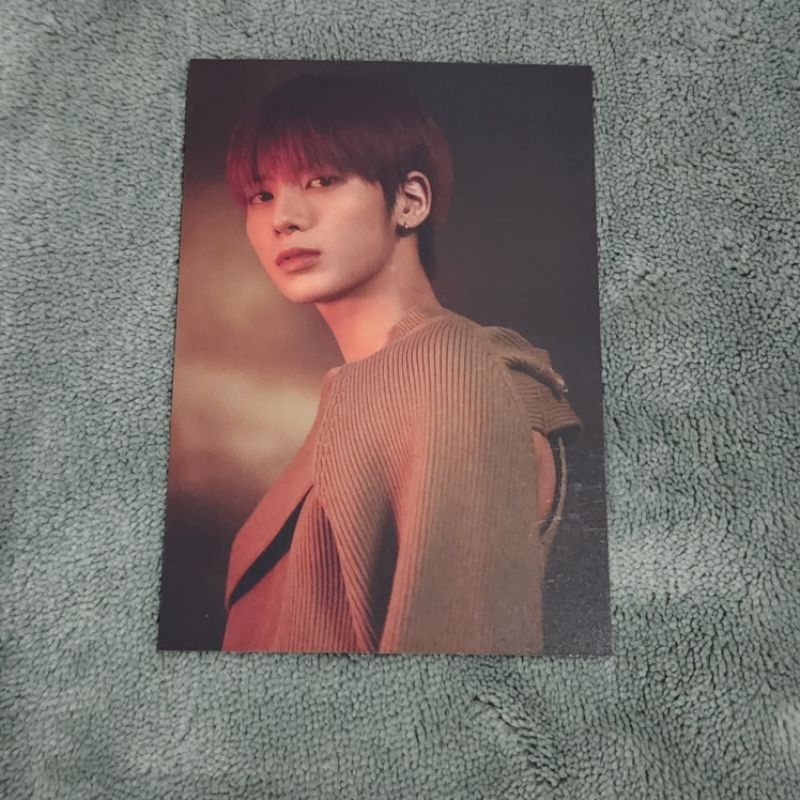 Jual [SHARING] TXT Photocard - Official from HYBE INSIGHT Yeonjun / Hueningkai / Soobin ...