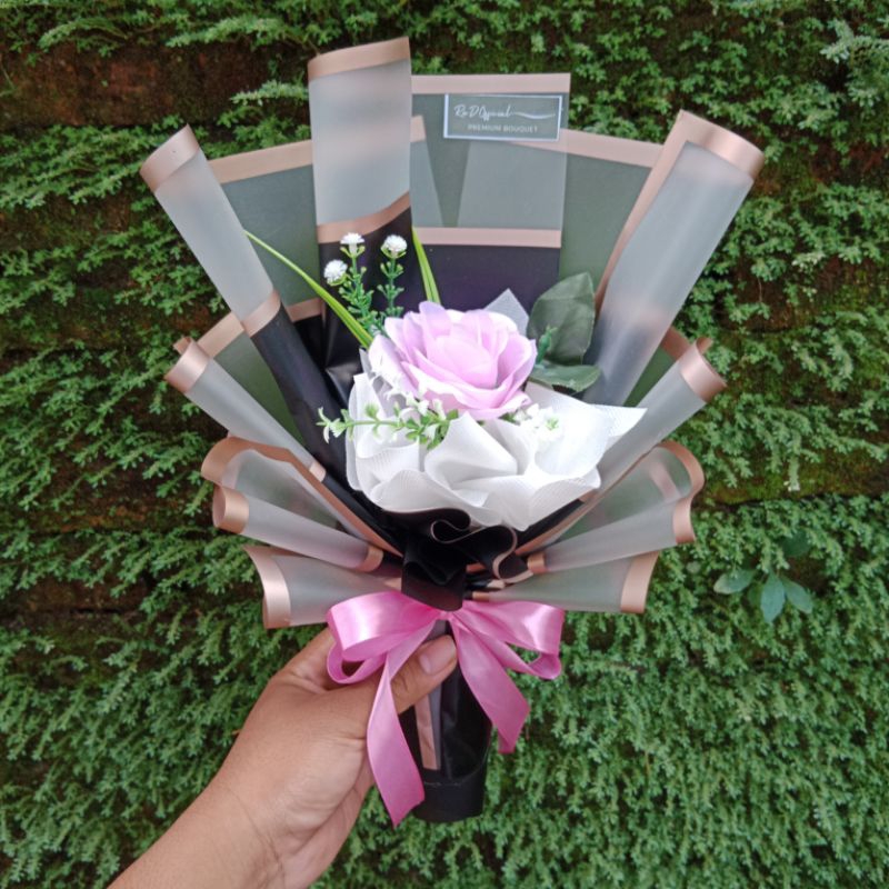 Jual Single Rose bouquet. Buket wisuda. Buket bunga artifisial. Buket ...