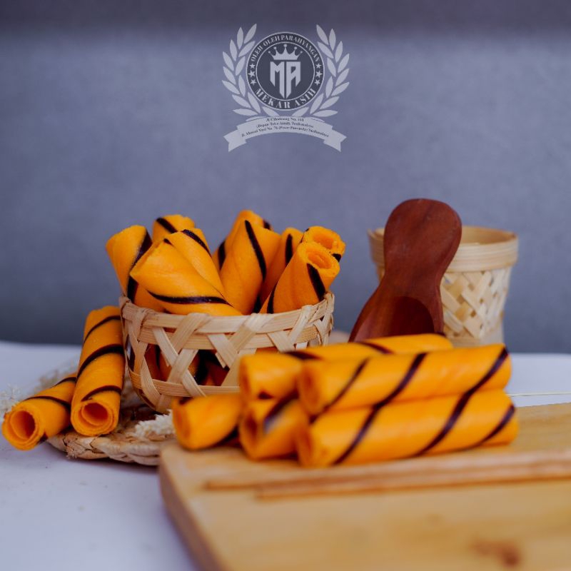 Jual Egg Roll Kuning/kue kering eggroll / Kue kering / kue eggroll ...