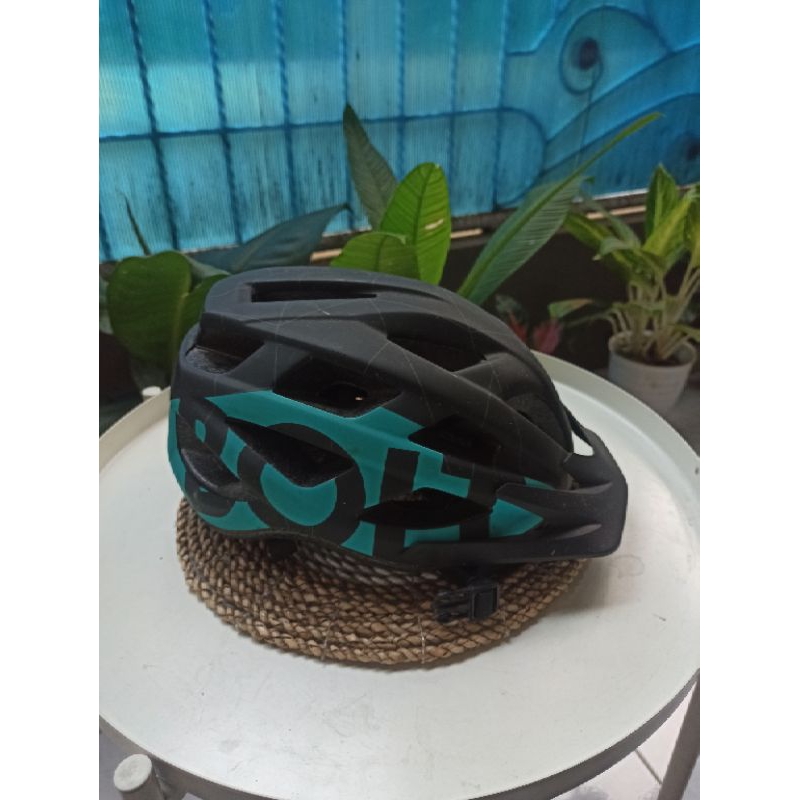 Jual Helm Sepeda BOLT Polygon | Shopee Indonesia