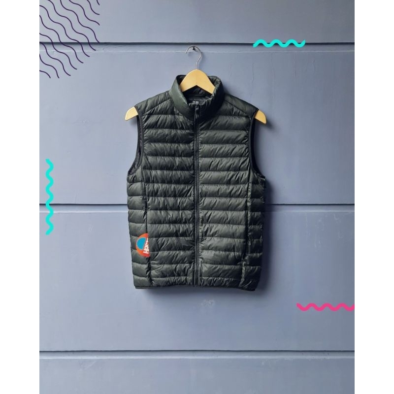 Jual Rompi Bulu Angsa UNIQLO size S-M Vest Bulang UL Ultralight Down ...